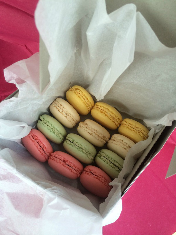 DIY Beautiful Macaroon Gift!