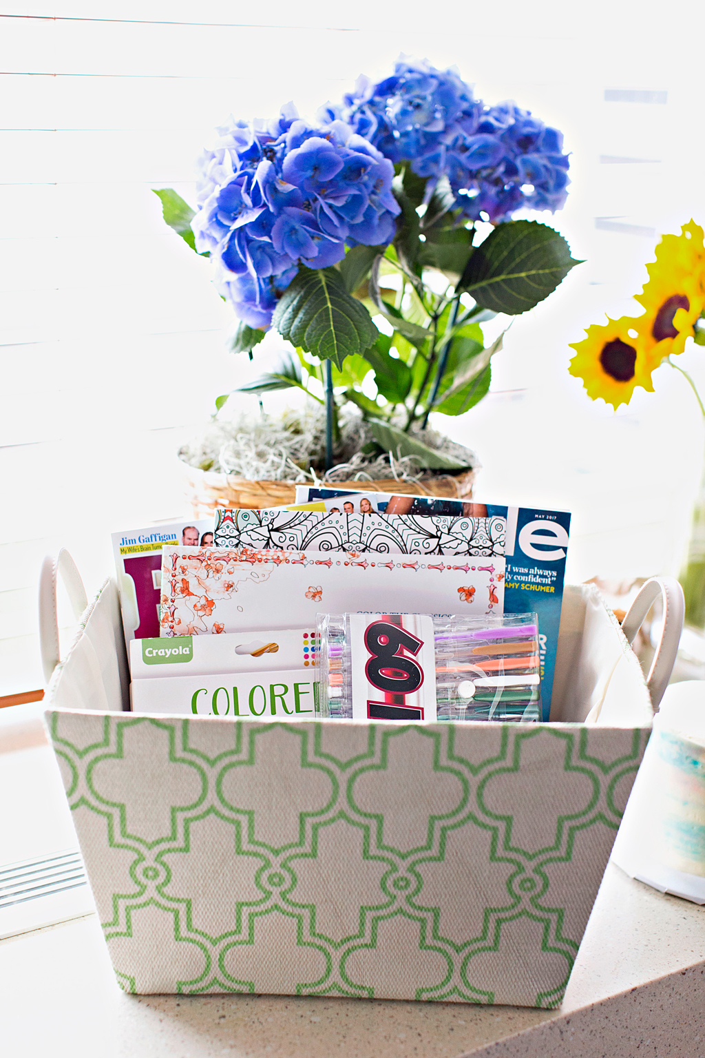 What to Bring Someone in the Hospital (And What NOT to Do!)