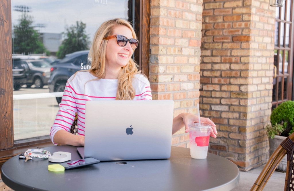 Quick Guide to Email Etiquette for Students | Do Say Give