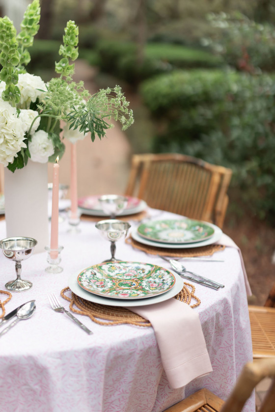 Simply Lovely: Outdoor Spring Table Inspiration | Do Say Give